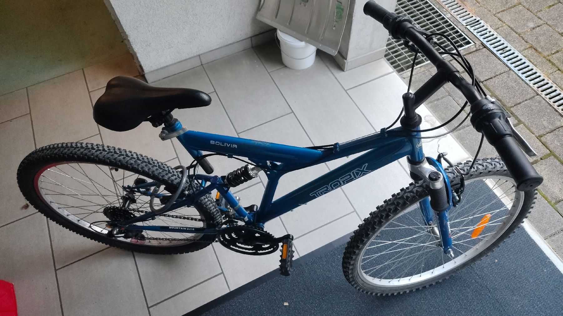 Tropix Bolivia Mountain Bike 26in blue, ready for rides! (D'occasion) à ...