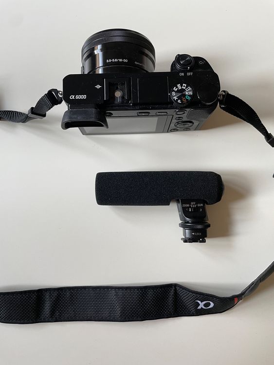 Sony Alpha 6000 mit Sony Mikrofon und Objektiv (Gebraucht) in Zürich ...