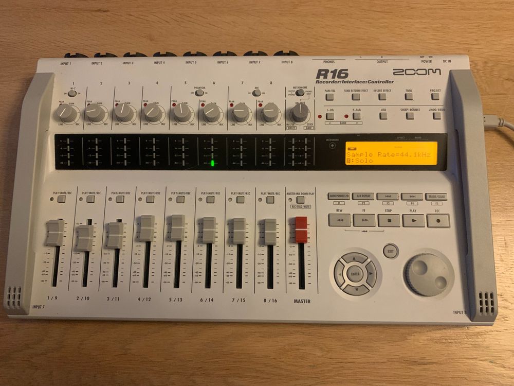 Zoom R16 Enregistreur multipiste occasion | Kaufen auf Ricardo