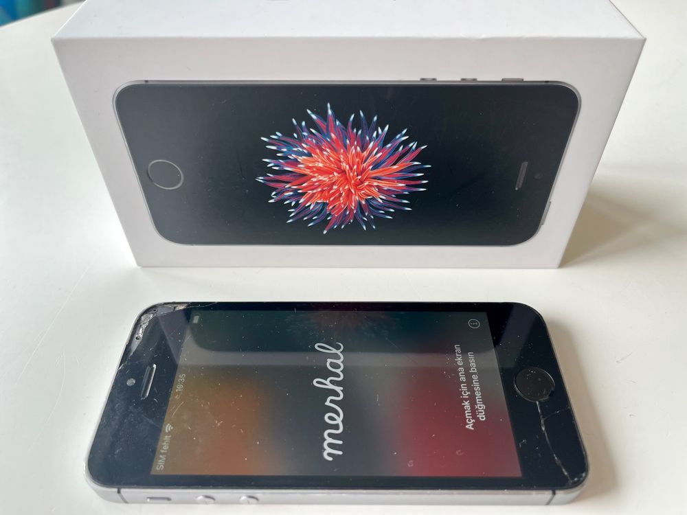Apple iPhone SE 2016 64GB Space Grey Modell A1723 | Kaufen auf Ricardo