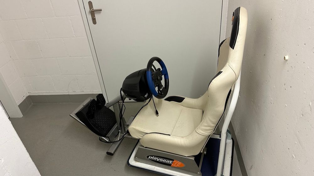 PlaySeat Sim Racing Starterkit mit Trustmaster T150 Lenkrad | Kaufen ...