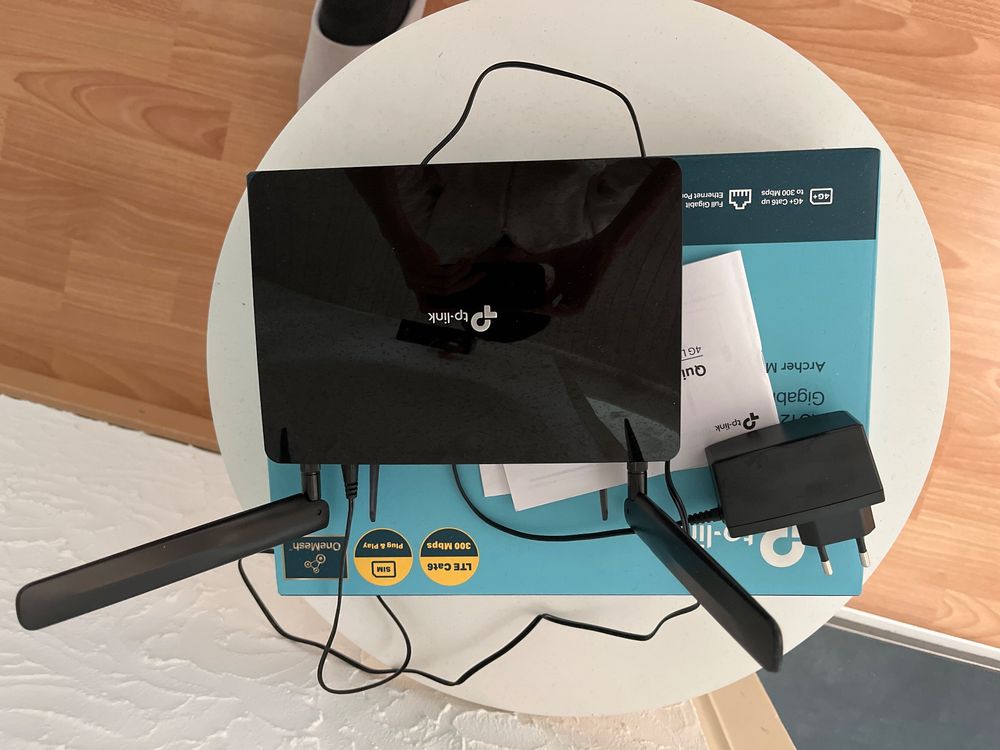 TP-Link Router mit SIM Karte Möglichkeit (Gebraucht) in Flurlingen für ...