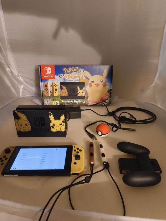 Nintendo Switch Pikachu Edition mit Pokeball Plus! (Neu (gemäss ...