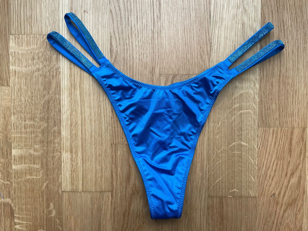 Victoria’s Secret Very Sexy Double Shine Strap Thong M NEW | Kaufen auf ...
