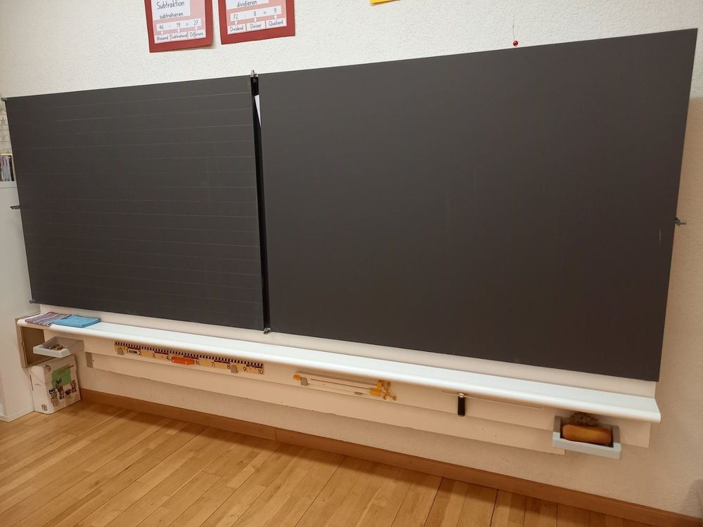 Wandtafel Schule (Gebraucht) in Weiach für CHF 200 – nur Abholung auf ...