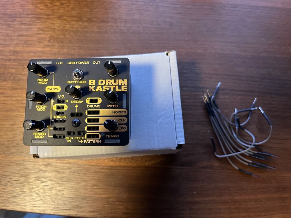 Bastl Instruments Kastle Drum, Modularer Drum-Synthesizer (Neu (gemäss Beschreibung)) in Toffen ...