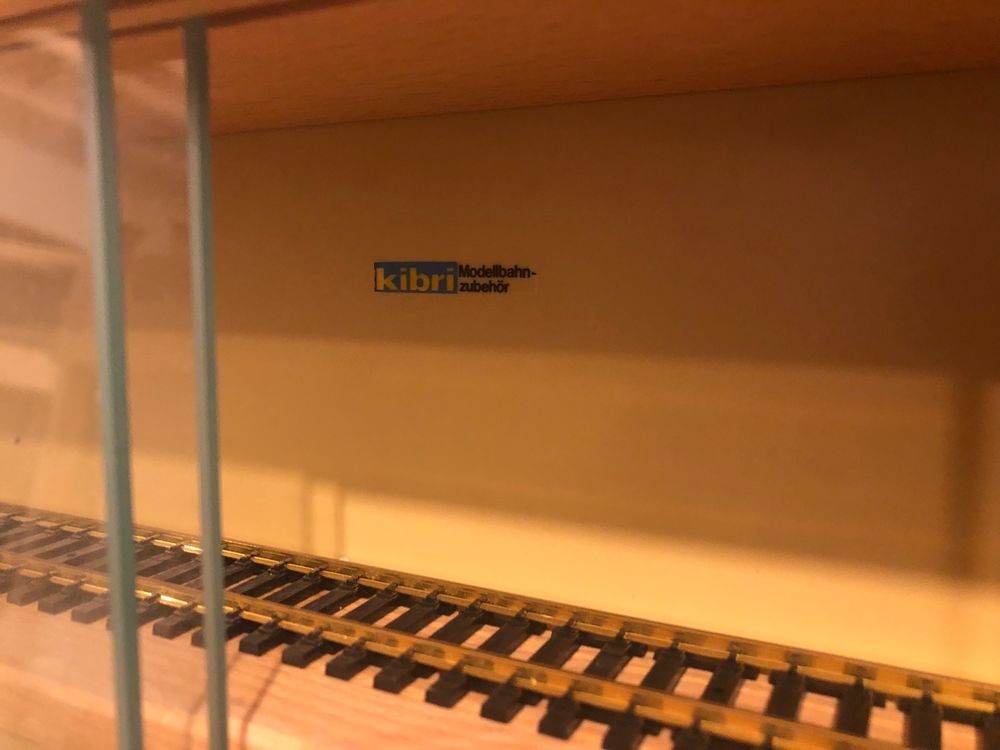 Vitrine für Modelleisenbahn H0 (Gebraucht) in Dietlikon für CHF 52 ...