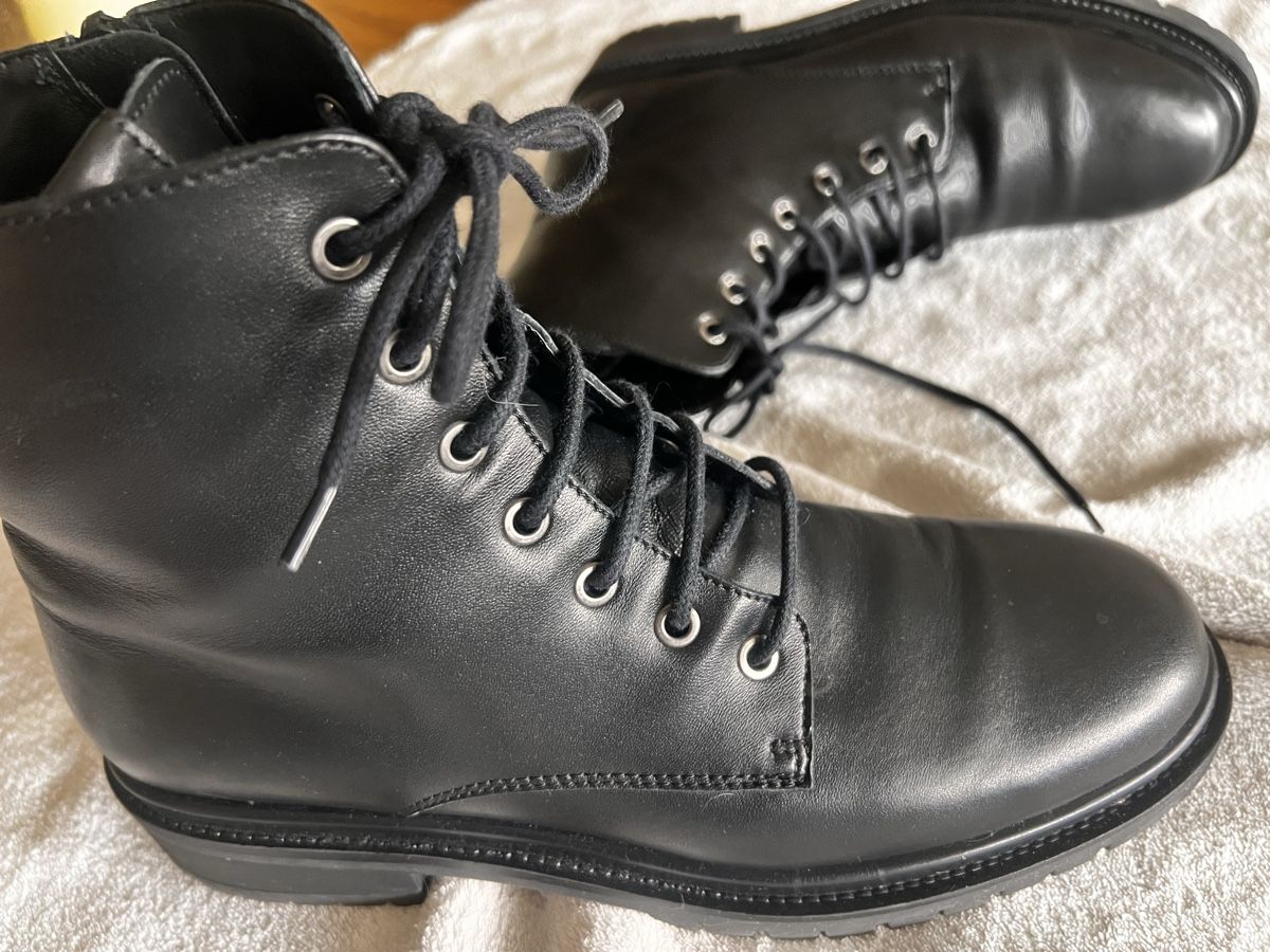 Boots, Gr.41 Große/passt gut auch Gr 42 (Gebraucht) in Zürich für CHF ...