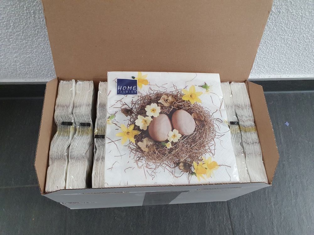 Servietten - 12 Packungen - 33cm x 33cm (Neu und originalverpackt) in ...