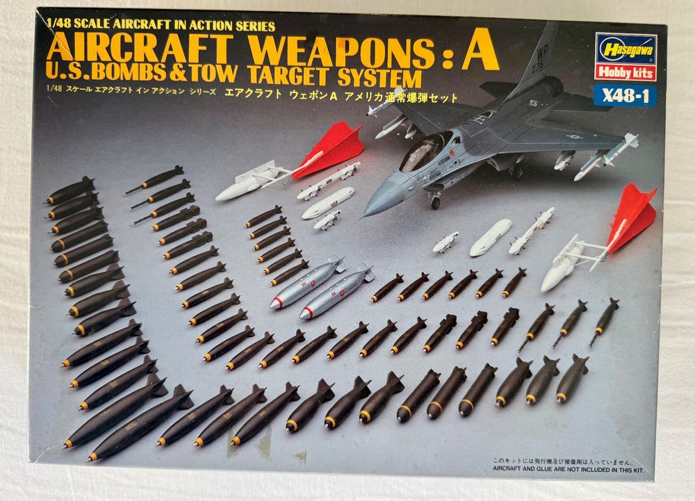 Hasegawa Aircraft Weapons: A. U.S Bombs & Tow Target System (Gebraucht ...