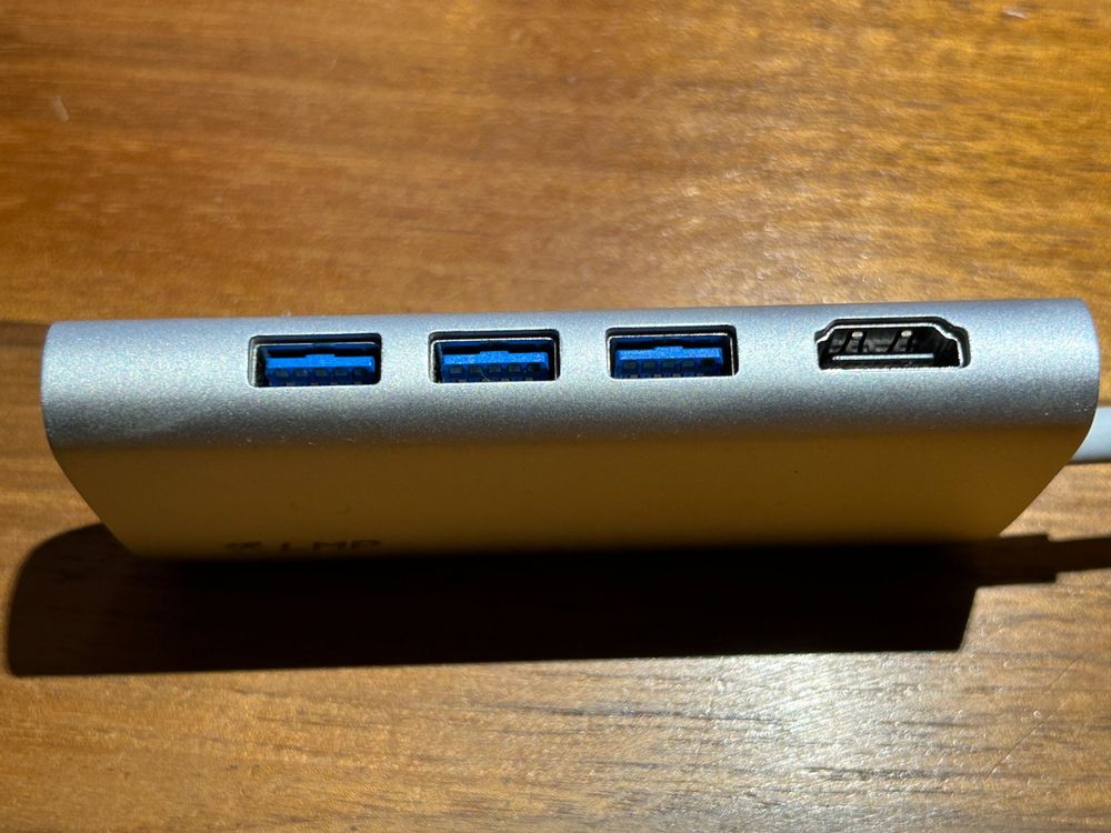 LMP USB-C Hub (Gebraucht) in Basel für CHF 20 – mit Lieferung auf ...
