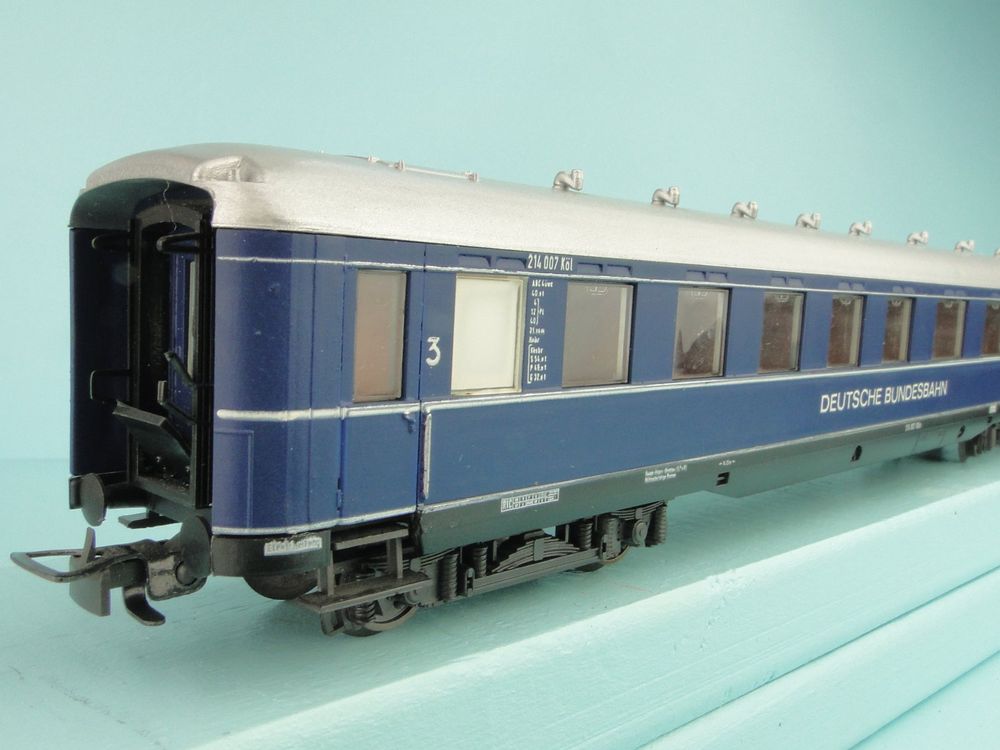 Liliput Schürzenwagen Deutsche Bundesbahn 1/2/3 Kl. (Gebraucht) in ...