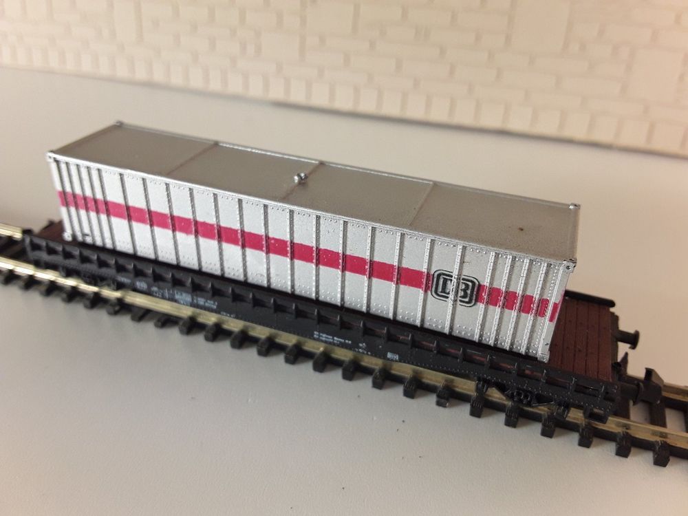 Modelleisenbahn _ Roco _ Güterwagen mit Container _ Spur N | Kaufen auf ...