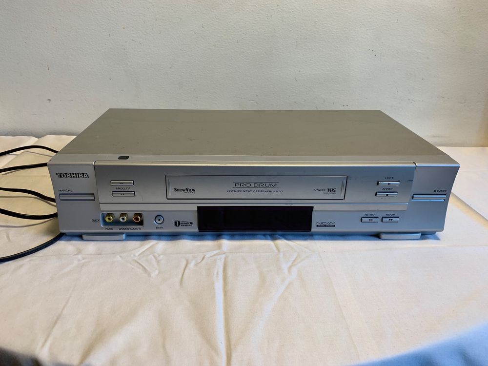 Lecteur cassette VHS Toshiba V-752EF | Kaufen auf Ricardo