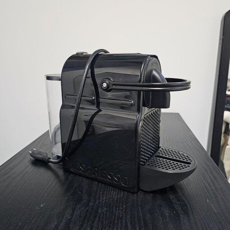 Machine a café nespresso koenig (Gebraucht) in rolle für CHF 6 – mit ...