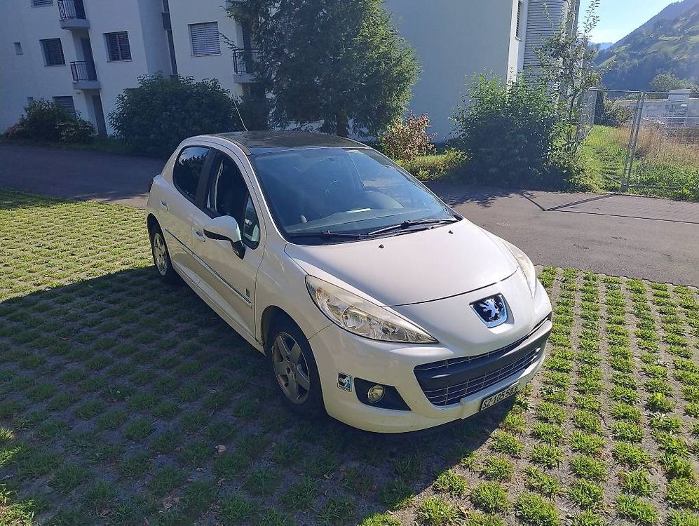 Verkaufe mein Auto (Gebraucht) in Seewen SZ für CHF 5800 – nur Abholung ...