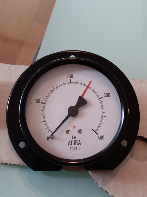 Adira Manometer 400 Bar (Neu und originalverpackt) in Arnegg für CHF 11 ...
