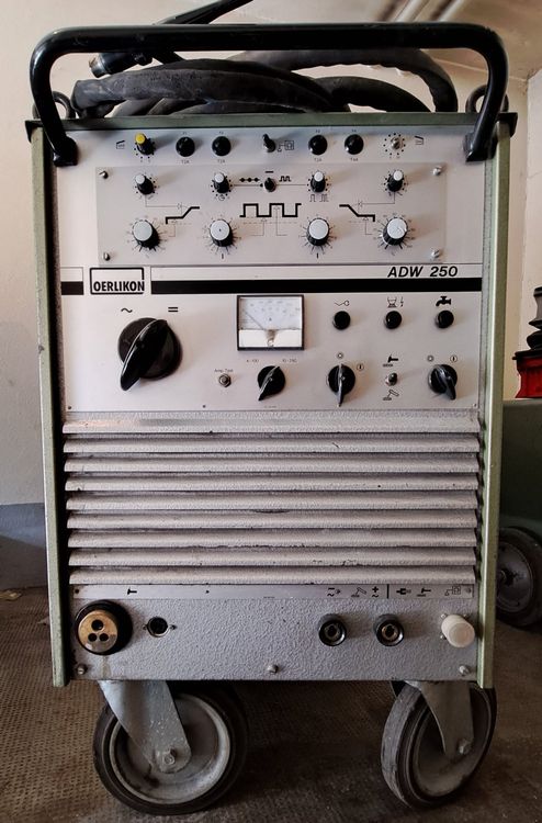 ADW 250 Schweissgerät & 2 Gasflaschen, Zubehör, BA & Ventil (Gebraucht ...