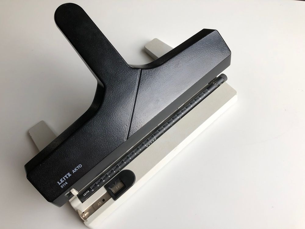 Variabler Mehrfachlocher Leitz Akto 5114 (Gebraucht) in Allschwil für ...