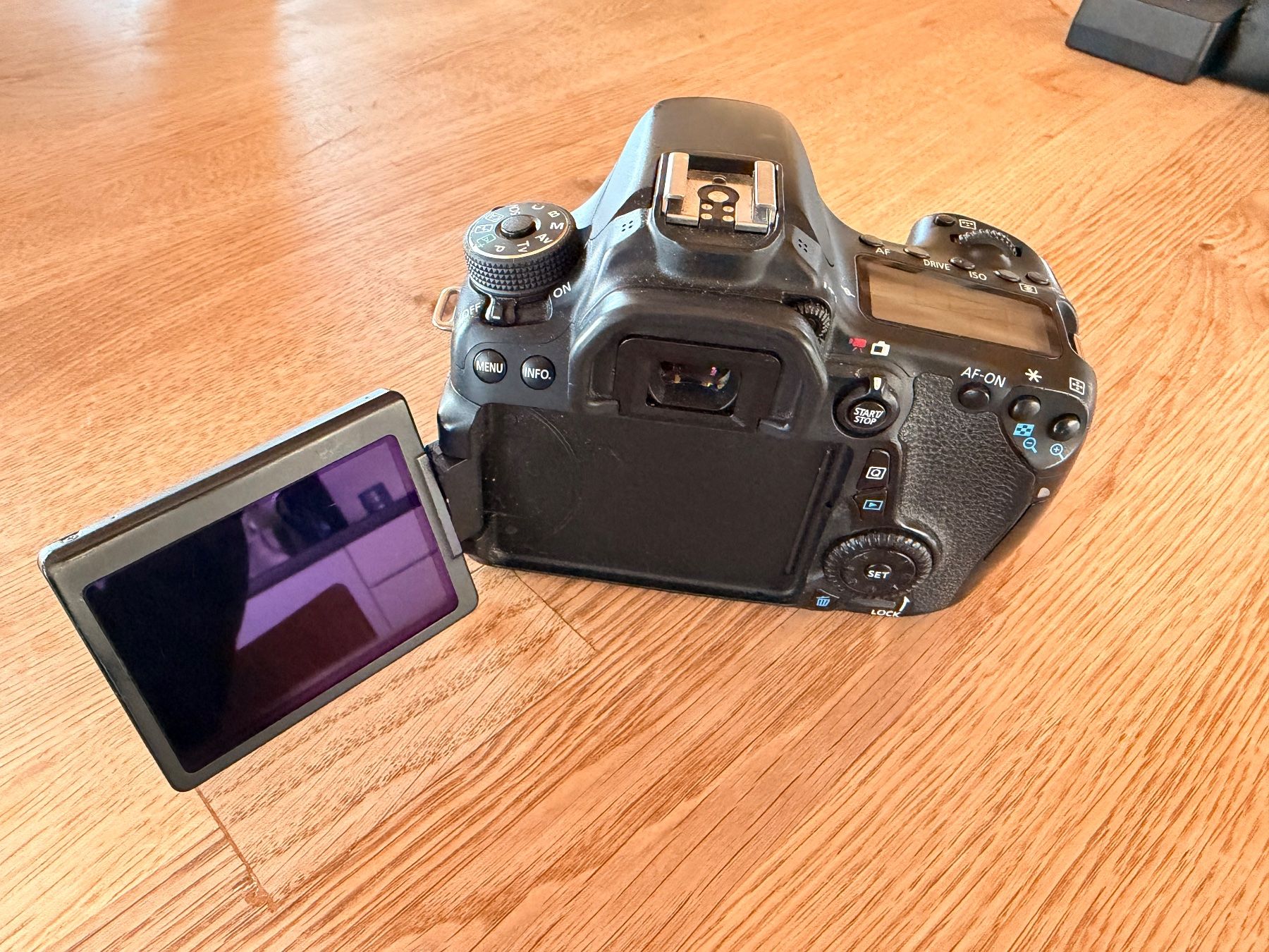 Canon EOS 70D (20.2 MP) Set mit 2 Objektiven und Blitz...... (Gebraucht ...