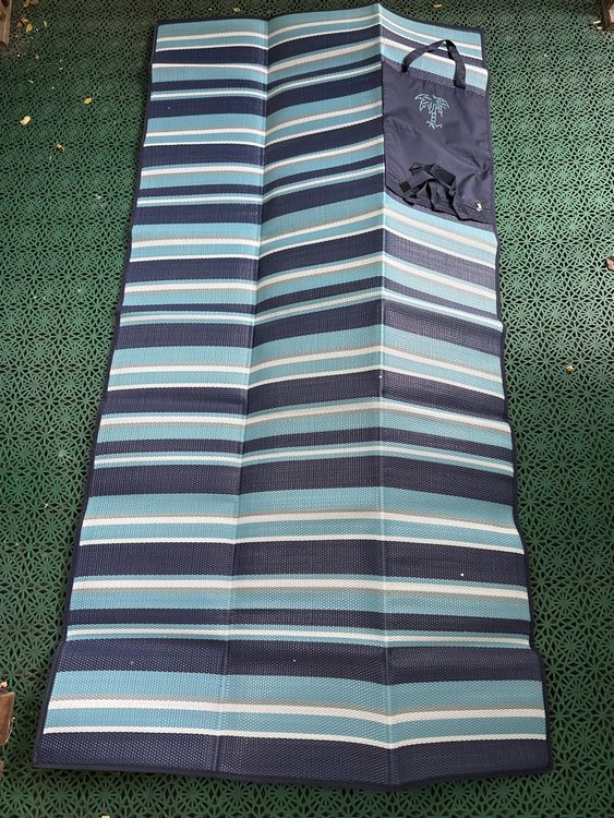 Strandmatte Picknickdecke blau gestreift faltbar neuwertig (Gebraucht ...