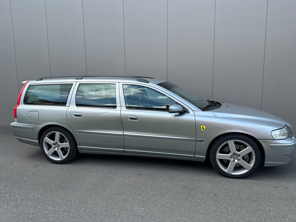 Volvo V70R 2.5T AWD – Electric Silver Metallic Frisch ab MFK (Gebraucht ...