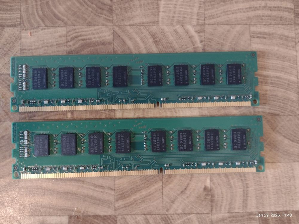 Samsung 4GB PC3-12800U DDR3 RAM Memory Sticks - Set of 2 (Gebraucht) in ...