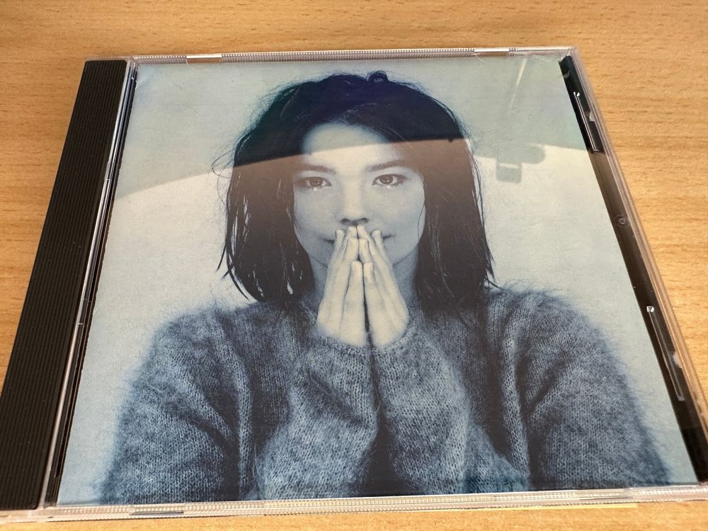 Björk – Venus As A Boy - Single CD (Gebraucht) in Rikon im Tösstal für CHF 5.5 – mit Lieferung ...
