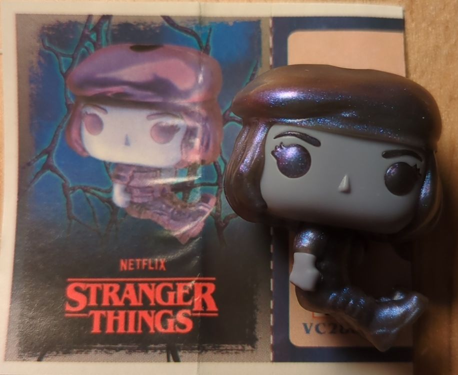 Stranger things kinder joy robin upside down (Gebraucht) in Opfikon für ...