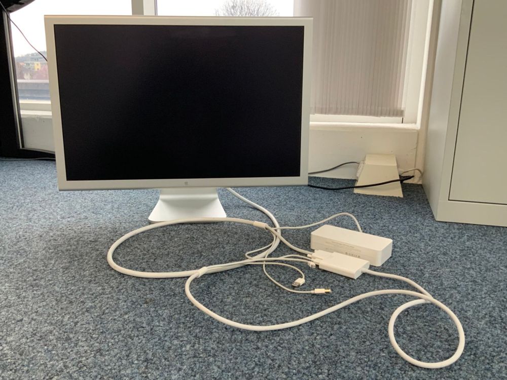 Apple Cinema HD Display 30’’ mit Anschlusskabeln (Gebraucht) in Rubigen ...