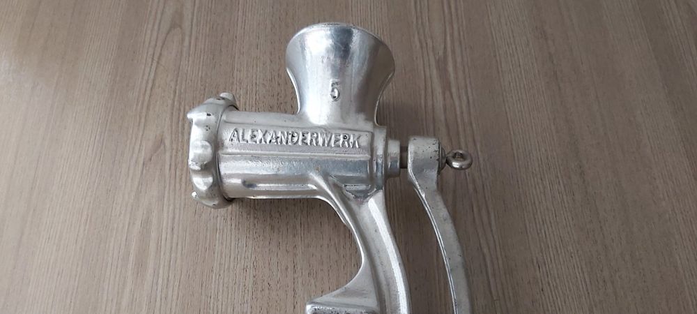 Fleischwolf Alexanderwerk 5 (Gebraucht) in für CHF 22 – nur Abholung ...