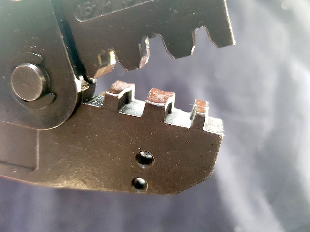 WDT-SCHMID PINCE À SERTIR CRIMPZANGE RP 0.5-2.5mm SOLAR (Gebraucht) in ...