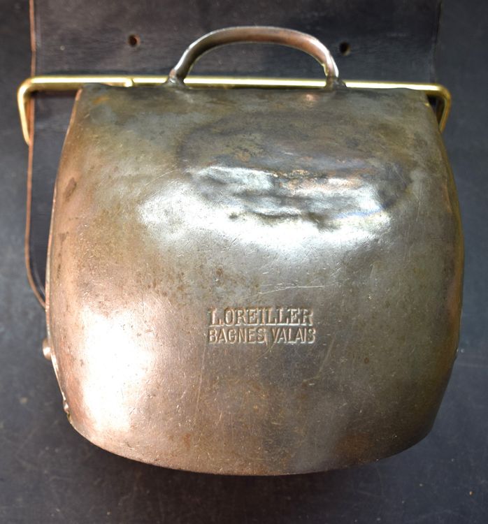 ANCIENNE CLOCHE A VACHE L'OREILLER BAGNES (Gebraucht) in Genève für CHF 75 – mit Lieferung auf ...