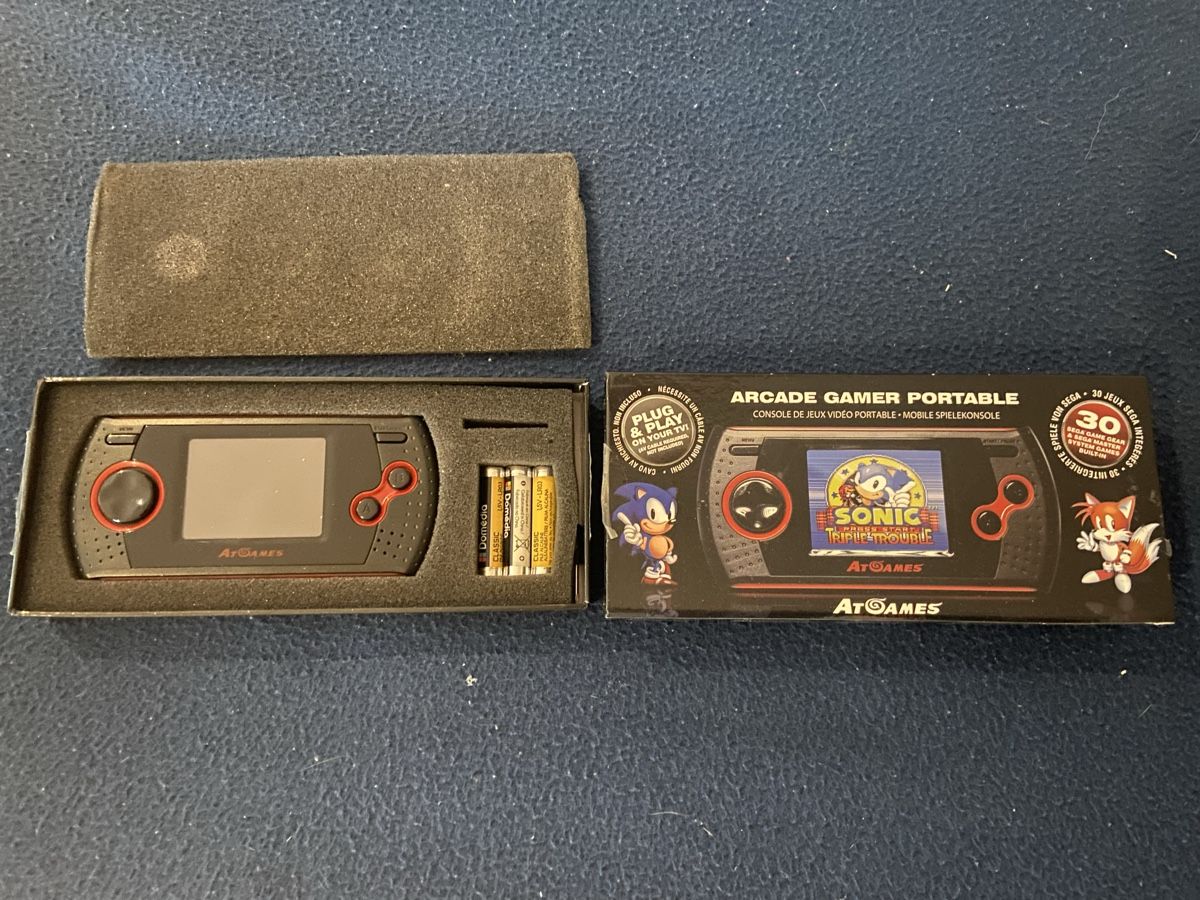 Console Arcade Gamer Portable 30 Jeux Sega Vintage État (D'occasion) à ...