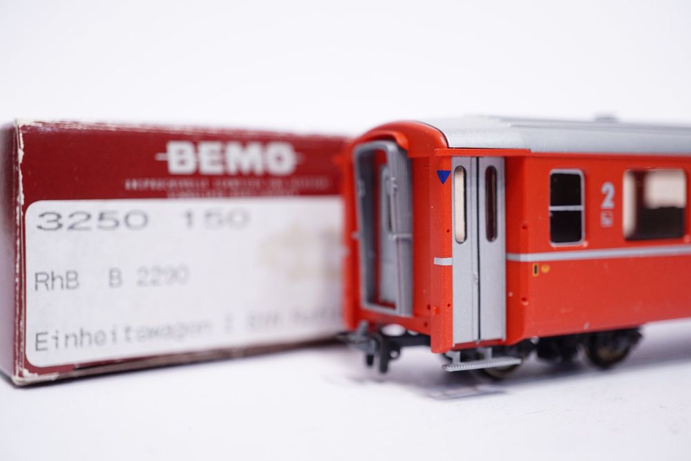 4∑ Bemo 3250 150 RhB B 2290 EW I rot Stn Refit (Gebraucht) in für CHF 49 – mit Lieferung auf ...