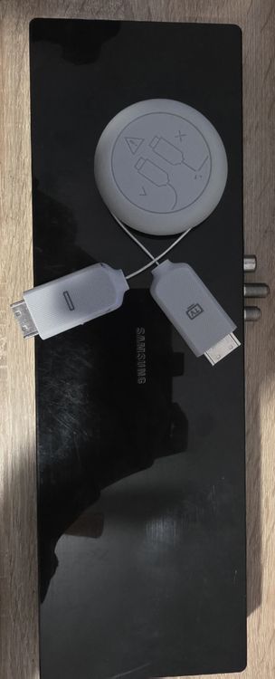 Samsung One Connect Box + Câble (Defekt) in Morges für CHF 100 – mit ...