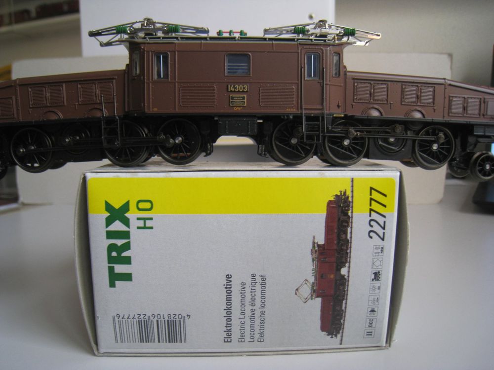 Trix Ce 6/8''' 14303, braunes Krokodil, Digital/Analog 22777 (Neu ...