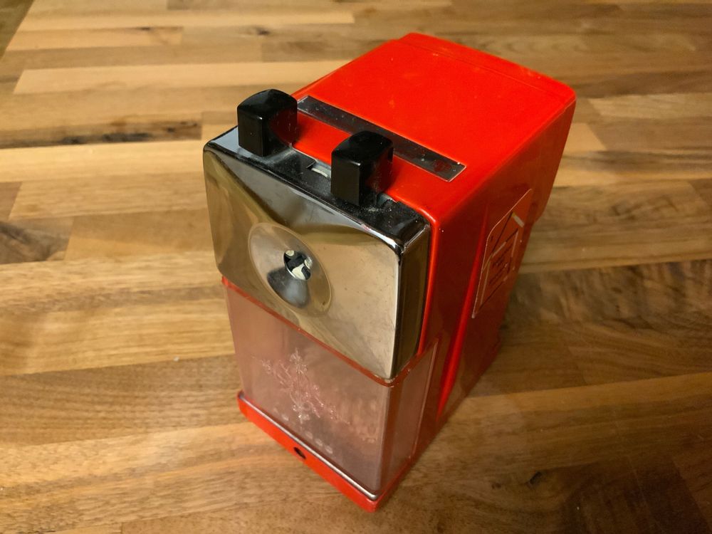 Roter Elm AS-1000 Bleistiftspitzer, Vintage | Kaufen auf Ricardo