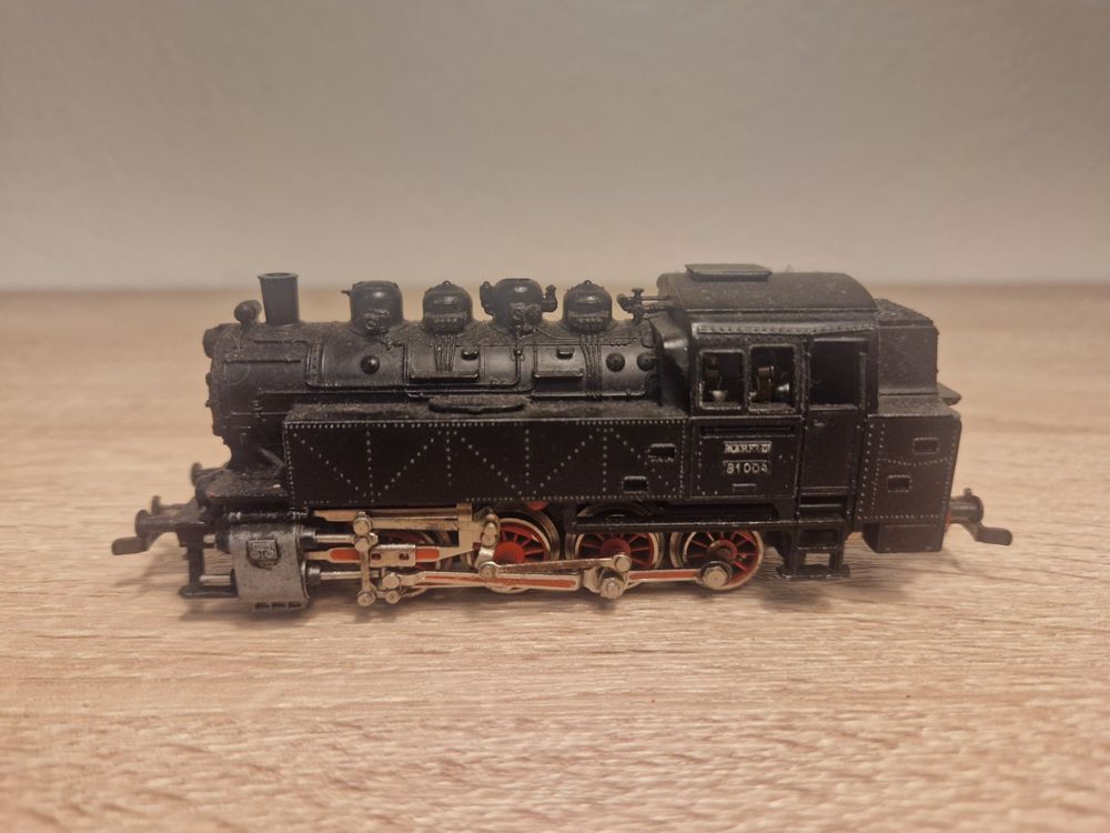 Märklin 3031 Dampflok BR 81 H0 (1) (P) (Gebraucht) in St-Aubin-Sauges ...