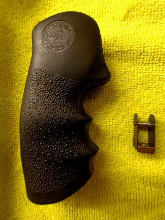 Colt Python - Hogue - Poignée en caoutchouc Monogrip | Kaufen auf Ricardo