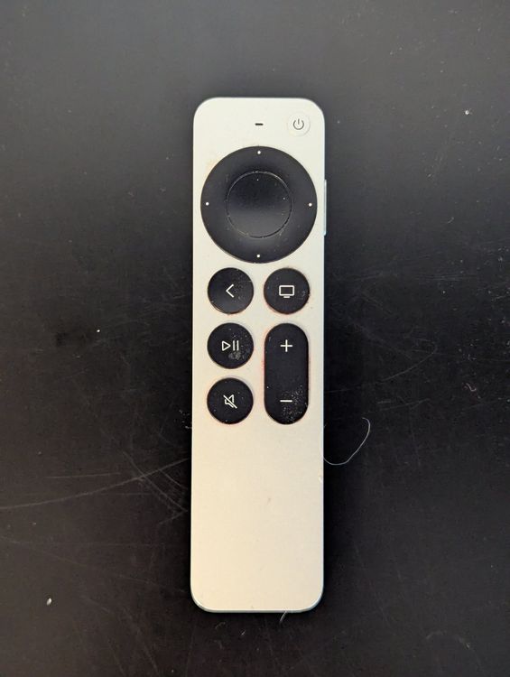 Apple TV Remote (2. Generation) (Gebraucht) in Zürich für CHF 28 – mit ...