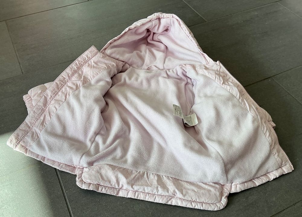 Mädchen Winterjacke von Benetton in Gr. 68 neuwertig (Gebraucht) in ...