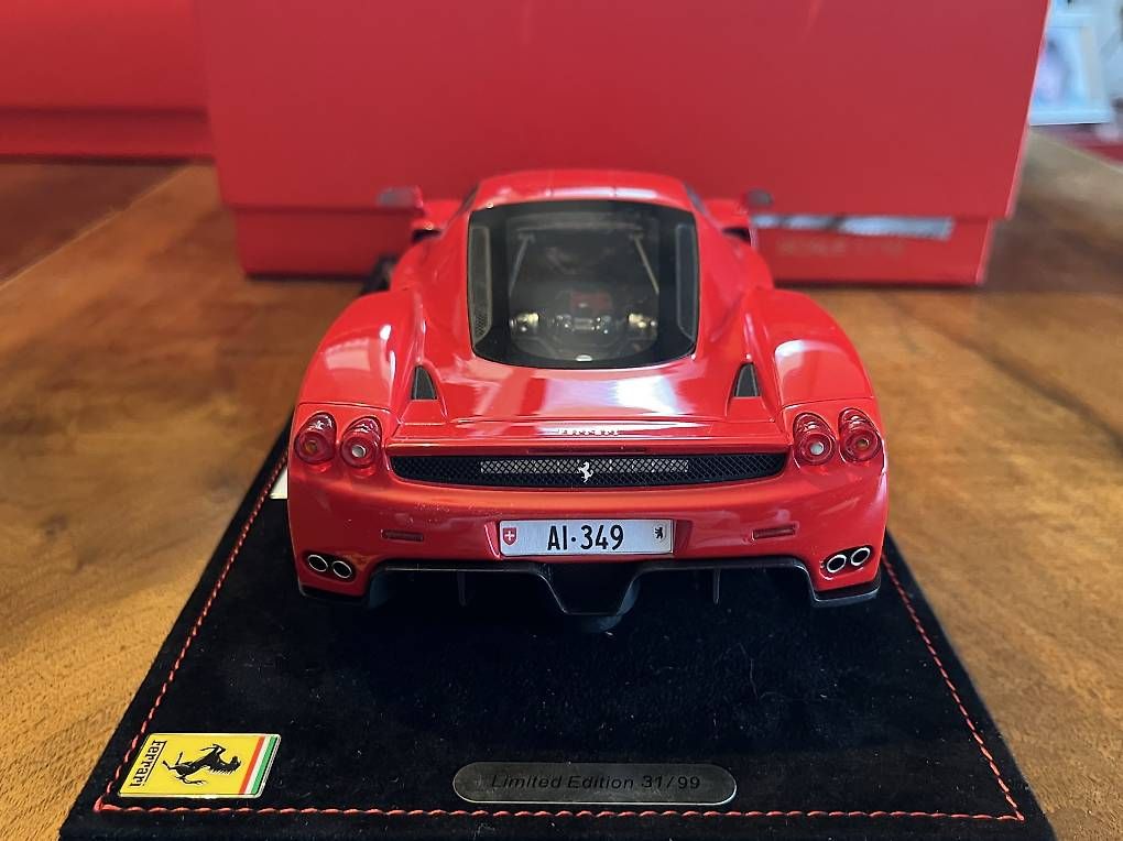 1/18 BBR Models Ferrari Enzo. Rosso Corsa. 1/99 (Neuf (Voir description ...
