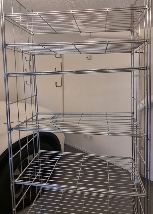 HEUTE AKTION_Metall Regal mit variablen Böden (Gebraucht) in Bottmingen ...