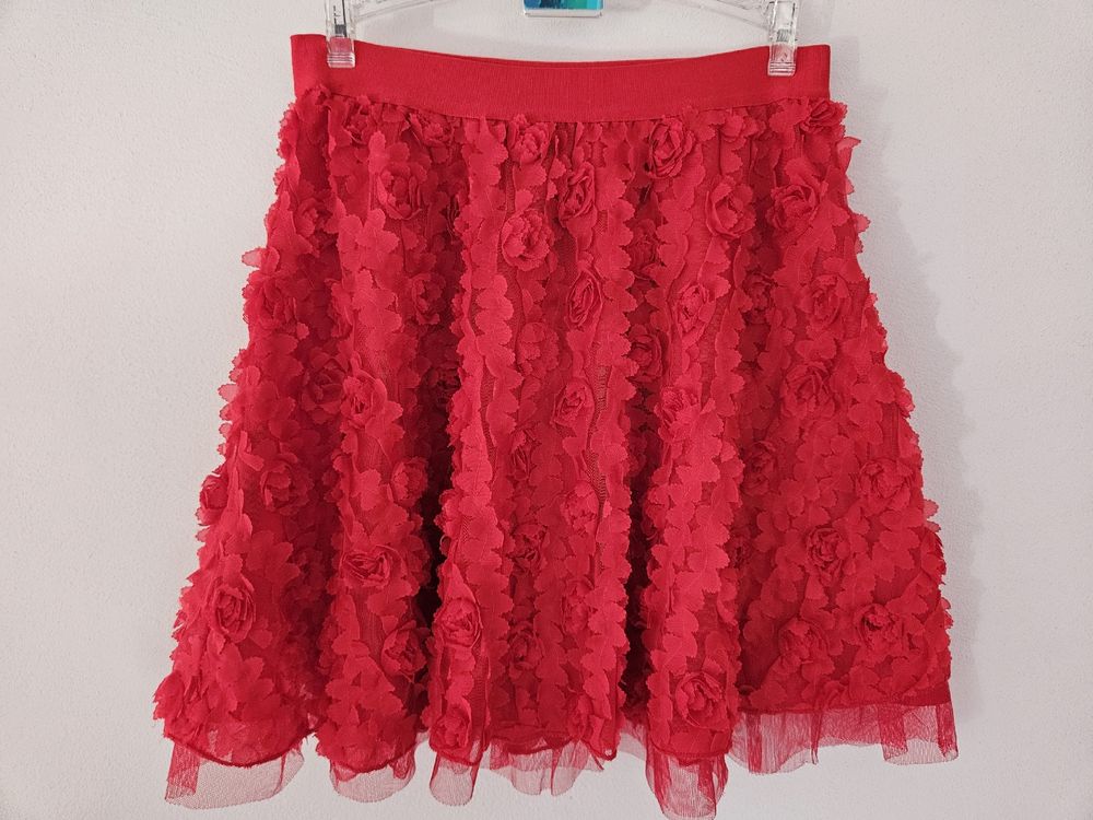 Rote GapKids Rock Groesse XL 12 Jahre mit Blueme Muster🌹 (Gebraucht) in ...