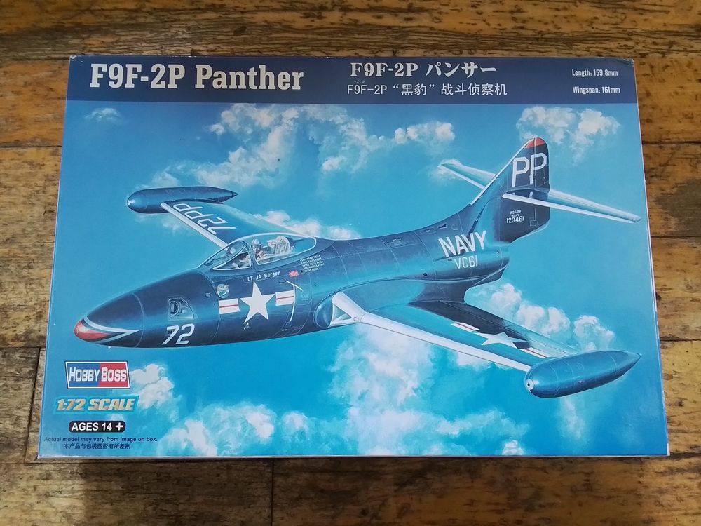 HobbyBoss 87249 F9F-2P Panther Flugzeug Bausatz 1:72 (Neu und ...