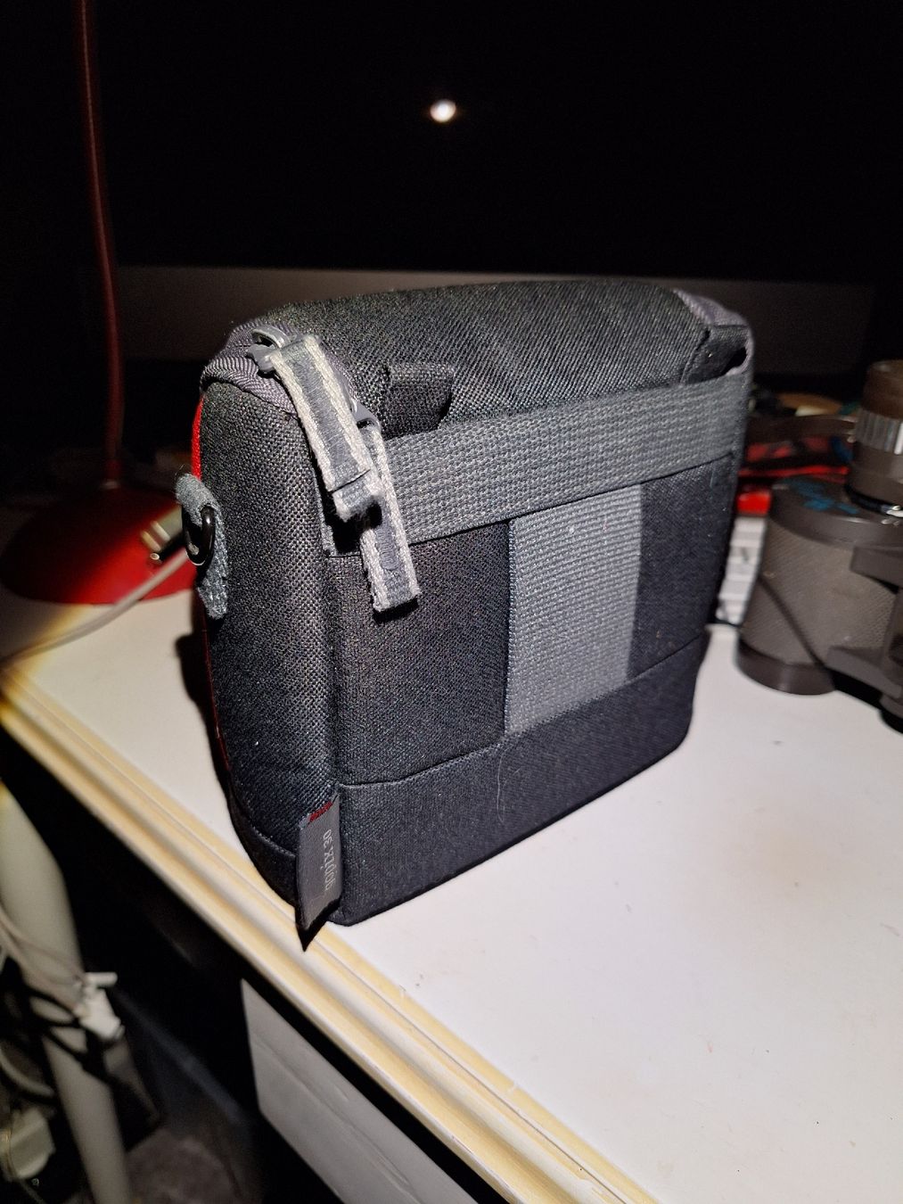 Sacoche Delsey photo/vidéo compacte - État impeccable! (D'occasion) à ...