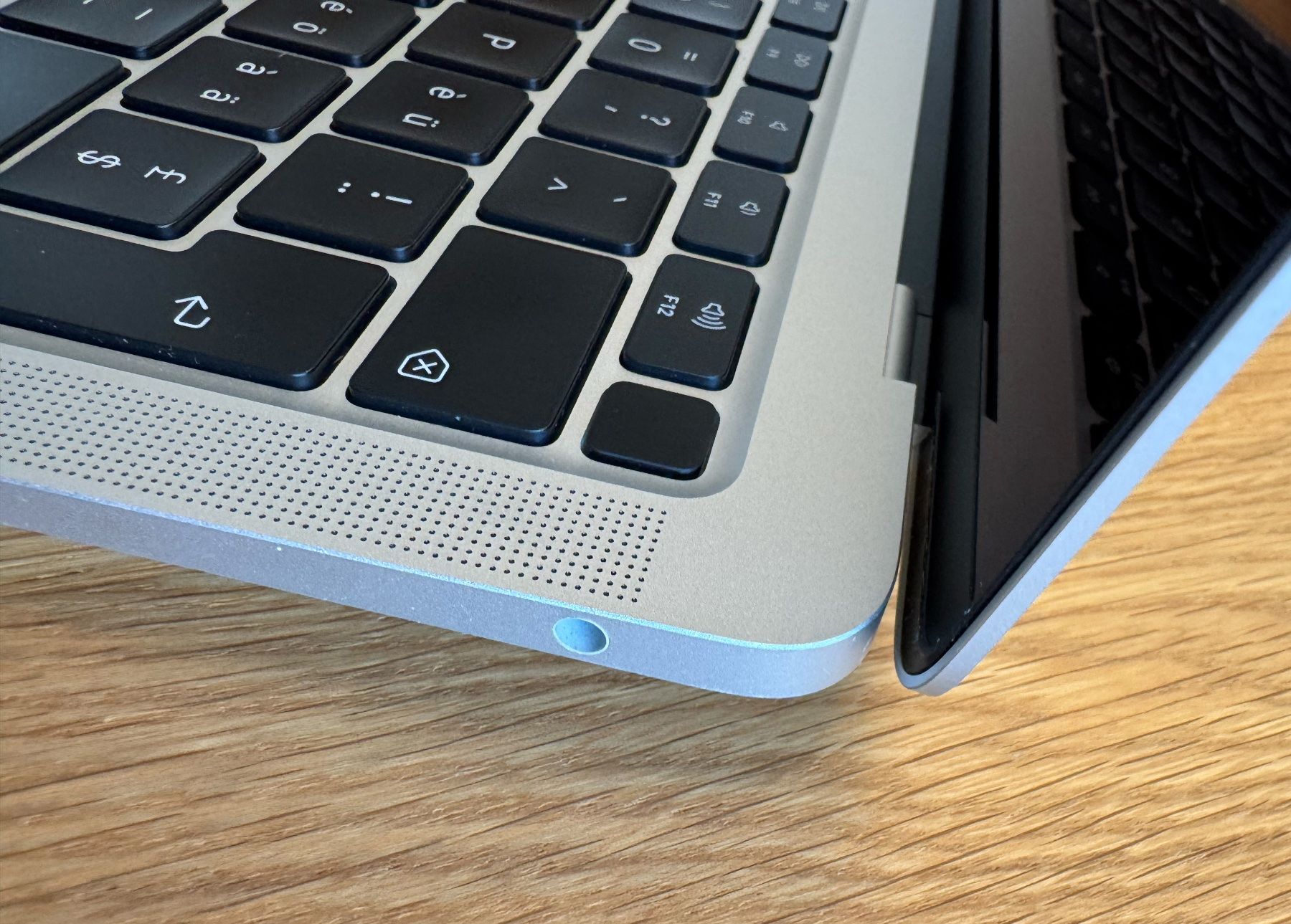 MacBook Air 13" (2020), 8 GB RAM, Top Zustand (Gebraucht) in Ettiswil ...