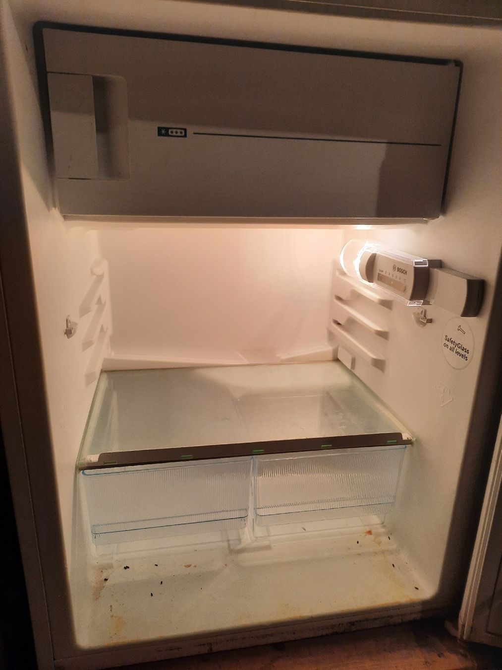 Frigo Bosch (D'occasion) à Réchy pour CHF 50 – retrait uniquement ...