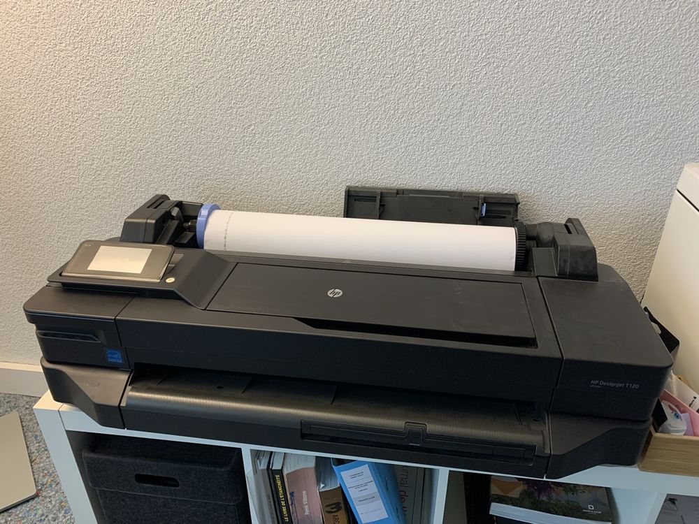 Plotter hp designjet (Defekt) in Sugiez für CHF 45 – nur Abholung auf ...